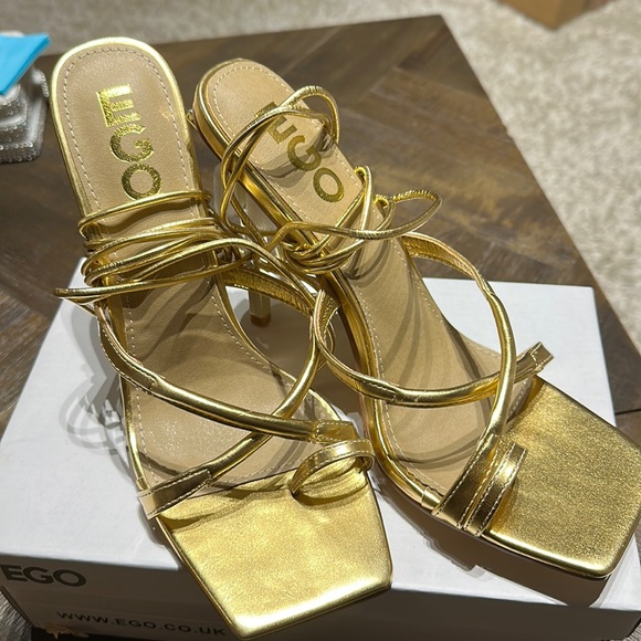 EGO | Shoes | Ego Skinnylatte Lace Up Strappy Square Toe Metallic ...
